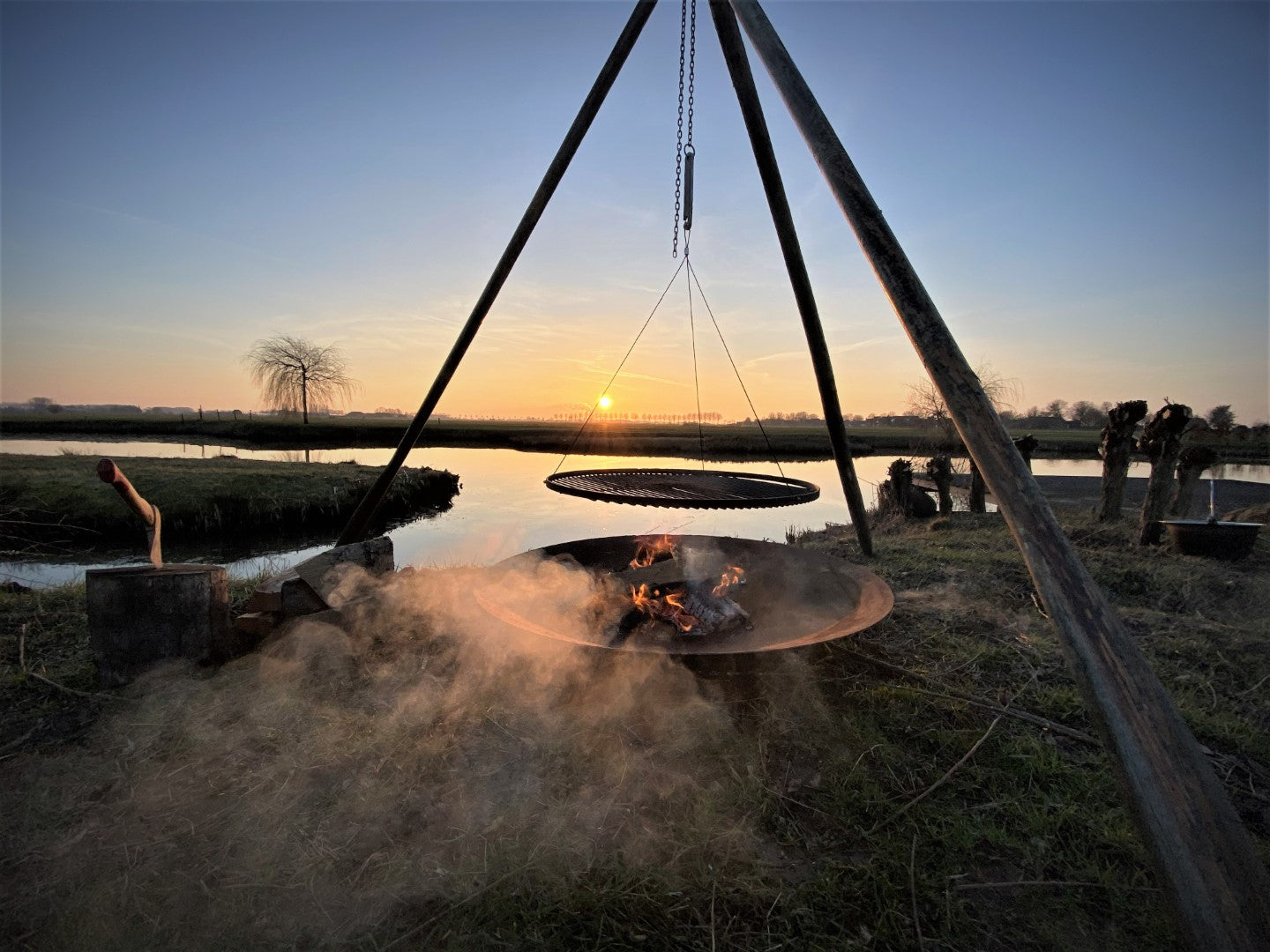 De driepoot BBQ - Wat is dat? – TRIPODbbq by Basale.